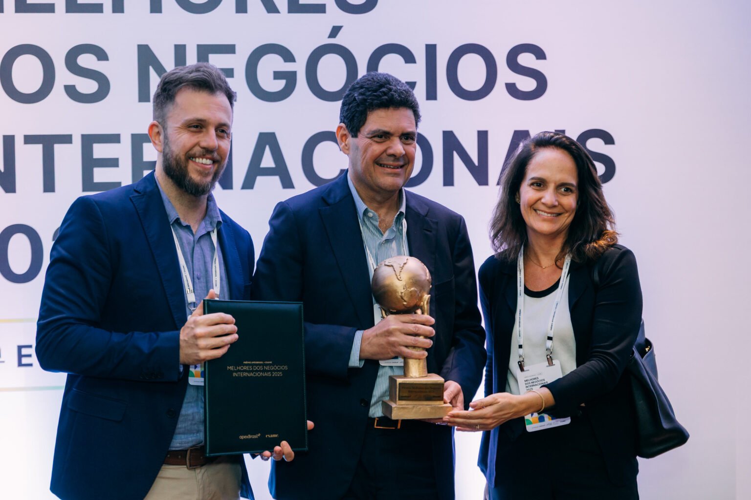 MBRF, associada ABRA, recebe Prêmio ApexBrasil-Revista Exame na ...
